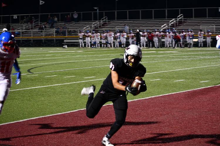 Mustangs end regular season on high note. | Local Sports | paducahsun.com