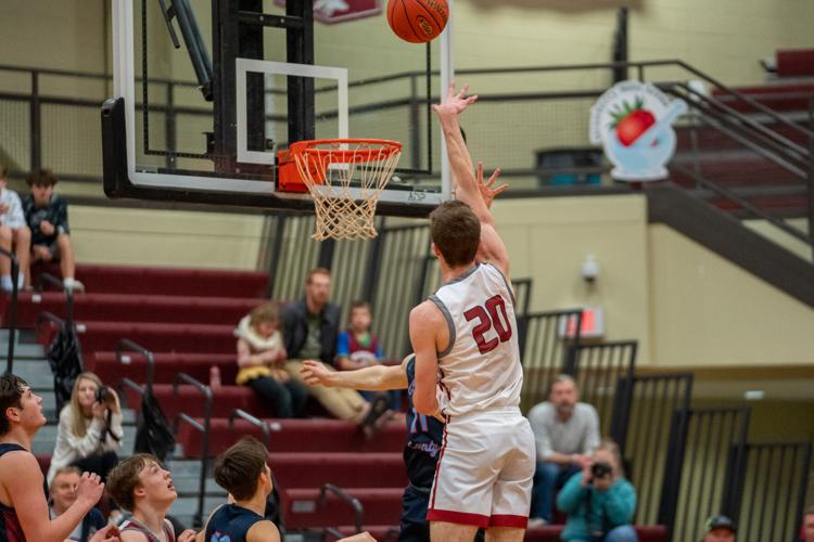 Mustangs surge over Calloway County Lakers | Sports | paducahsun.com