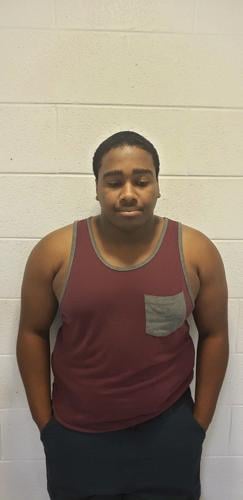 Deputy jailer, inmates among those charged in contraband investigation ...