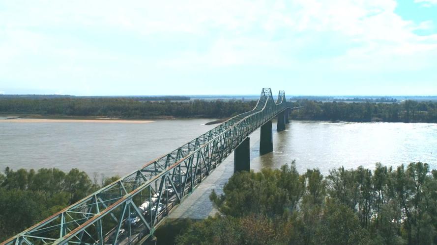 U.S. 60/62 Mississippi River Bridge in Cairo, Illinois, to remain ...