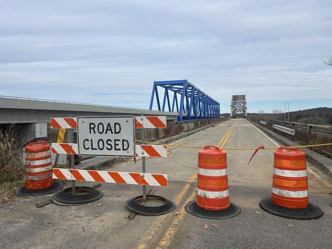KYTC: Old U.S. 60 Cumberland River 'Smithland' Bridge on track for late ...