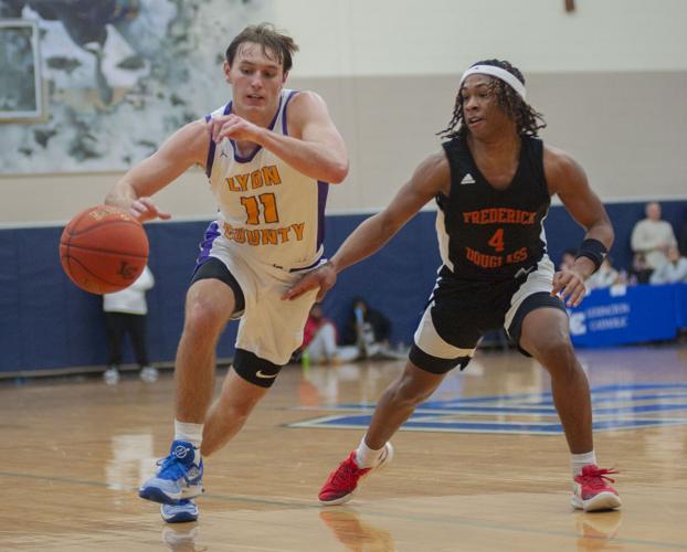 Lyons roll past Frederick Douglas in Lexington | Sports | paducahsun.com