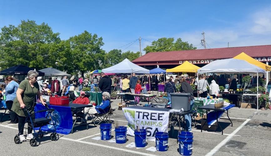 Farmers’ market opens with Earth Day celebration | News | paducahsun.com