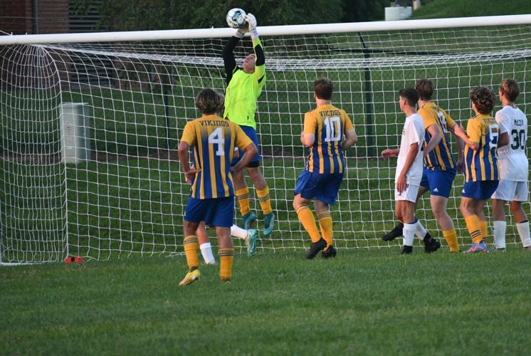 Vikings end in draw with University Heights | Sports | paducahsun.com