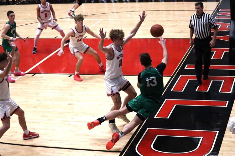 Mayfield sweeps Ballard in district doubleheader | Sports | paducahsun.com