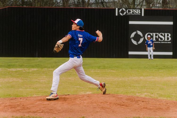 Mayfield falls in battle against Massac County Patriots | Sports ...