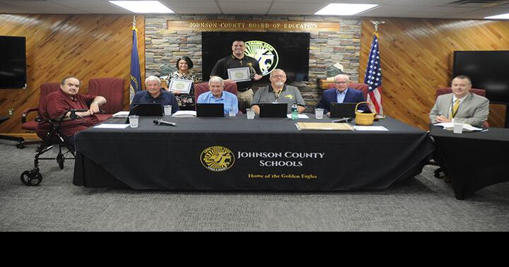 JCBOE recognizes students, staff | News | paintsvilleherald.com