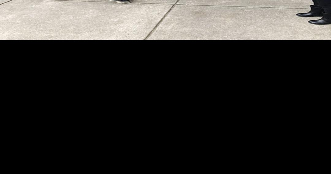 PFD firefighters visit PES | News | paintsvilleherald.com