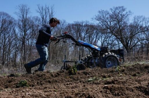 Small US farm copes with fuel hikes from Mideast war | National ...