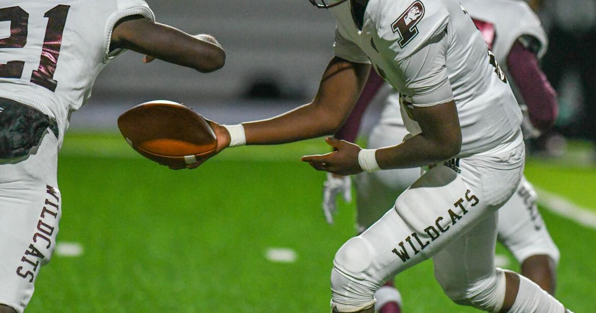 High school football: Huffman grinds out 19-10 win over Palestine ...