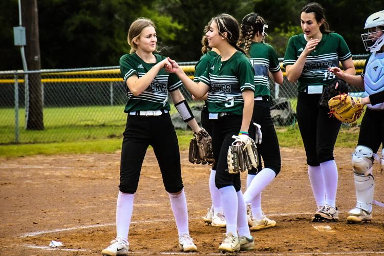 PHOTO GALLERY: Neches Lady Tigers vs. Kerens Ladycats | Sports | palestineherald.com