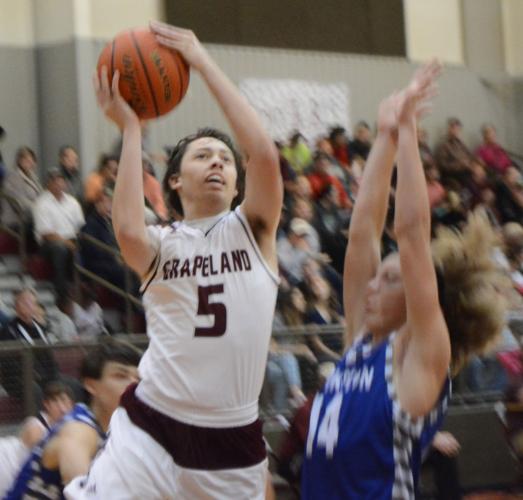 Late collapse costs Grapeland in loss to Madisonville | Sports ...