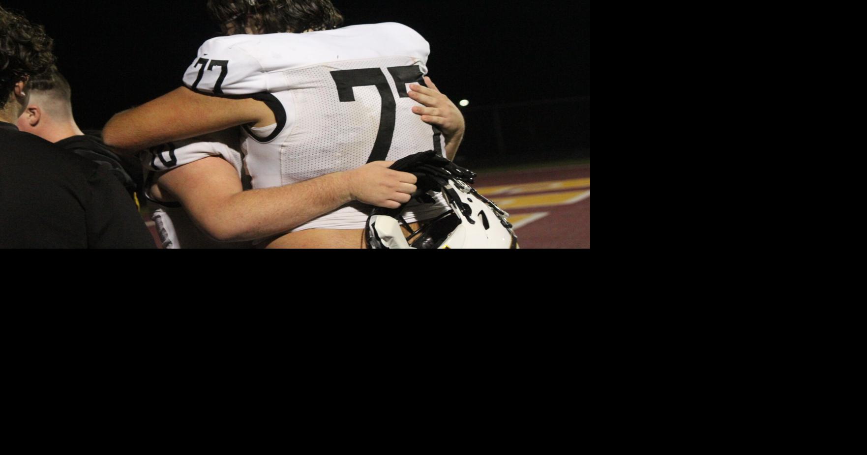 2A Football Playoffs: Cayuga falls to Riesel in Bi-District contest ...