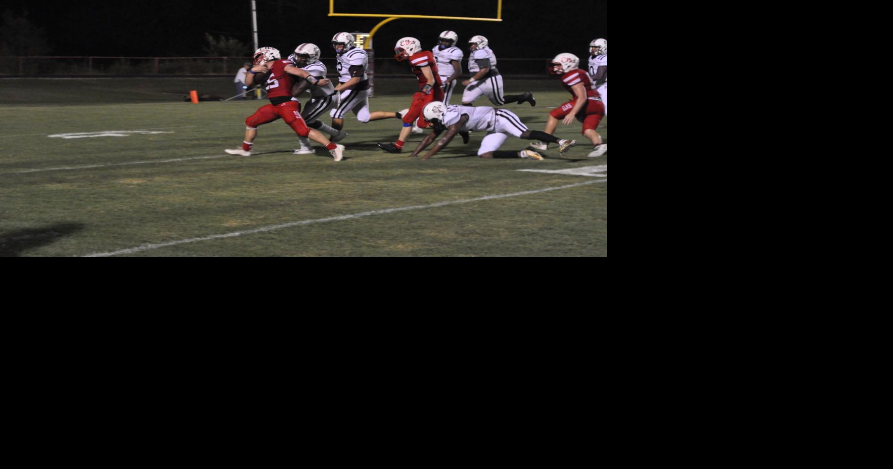 Football recap: Elks power their way to a 40-14 win against Grapeland ...