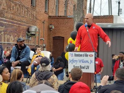 Elkhart native Jeff Wilson Jr. to host "Dream Big ETX Football Camp ...