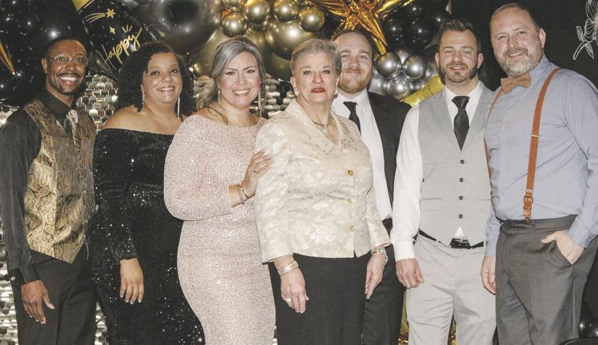 Mayor’s Ball rings in 2024 with style | News | palestineherald.com