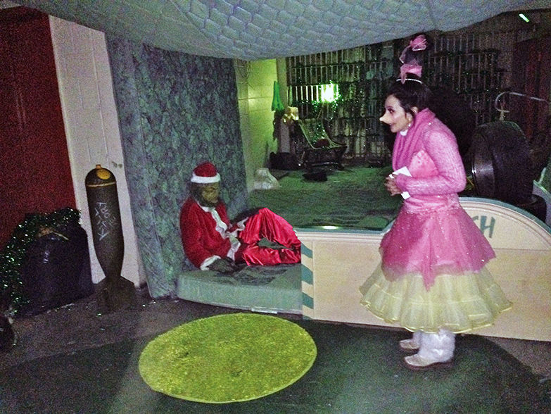 Your Life: The Grinch's Lair | Community | palestineherald.com