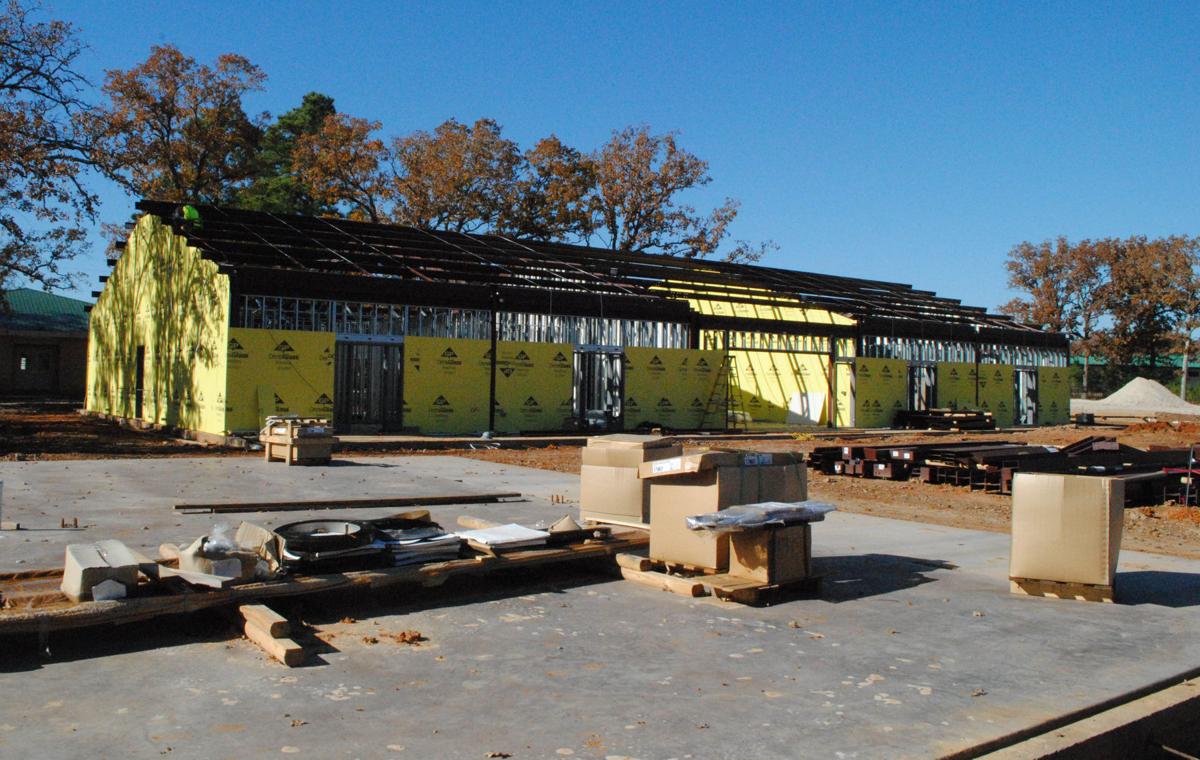 Lakeview raises funds for renovation | News | palestineherald.com