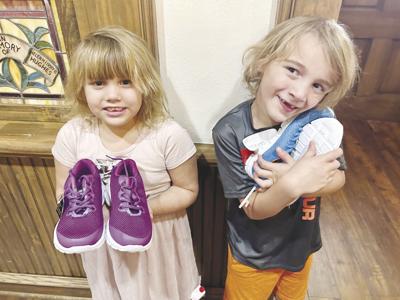Shoe ministry blesses hundreds of children | News | palestineherald.com