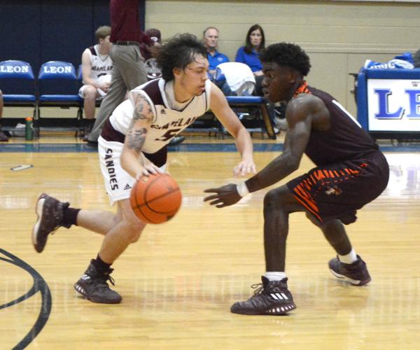 Muenster provides multiple challenges to Grapeland's title quest ...