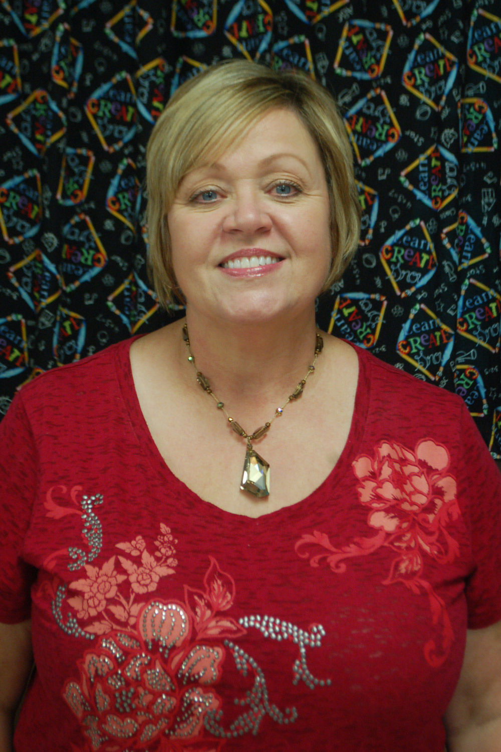 Teacher of the Week: Susan Calhoun | News | palestineherald.com