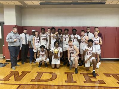 High school basketball: Grapeland secures 14th consecutive district ...