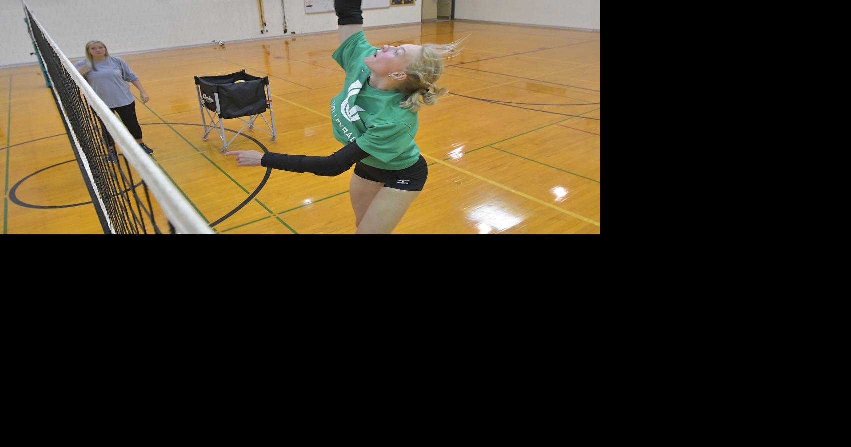 University High's Lily Barry picks 'dream school' Illini for volleyball