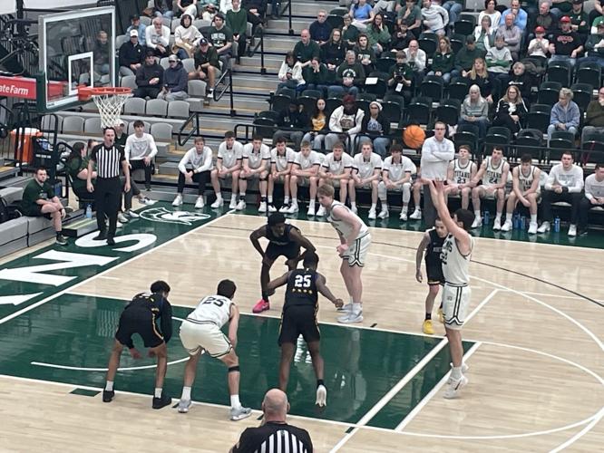 CCIW Tournament: Illinois Wesleyan men, women both advance to title games
