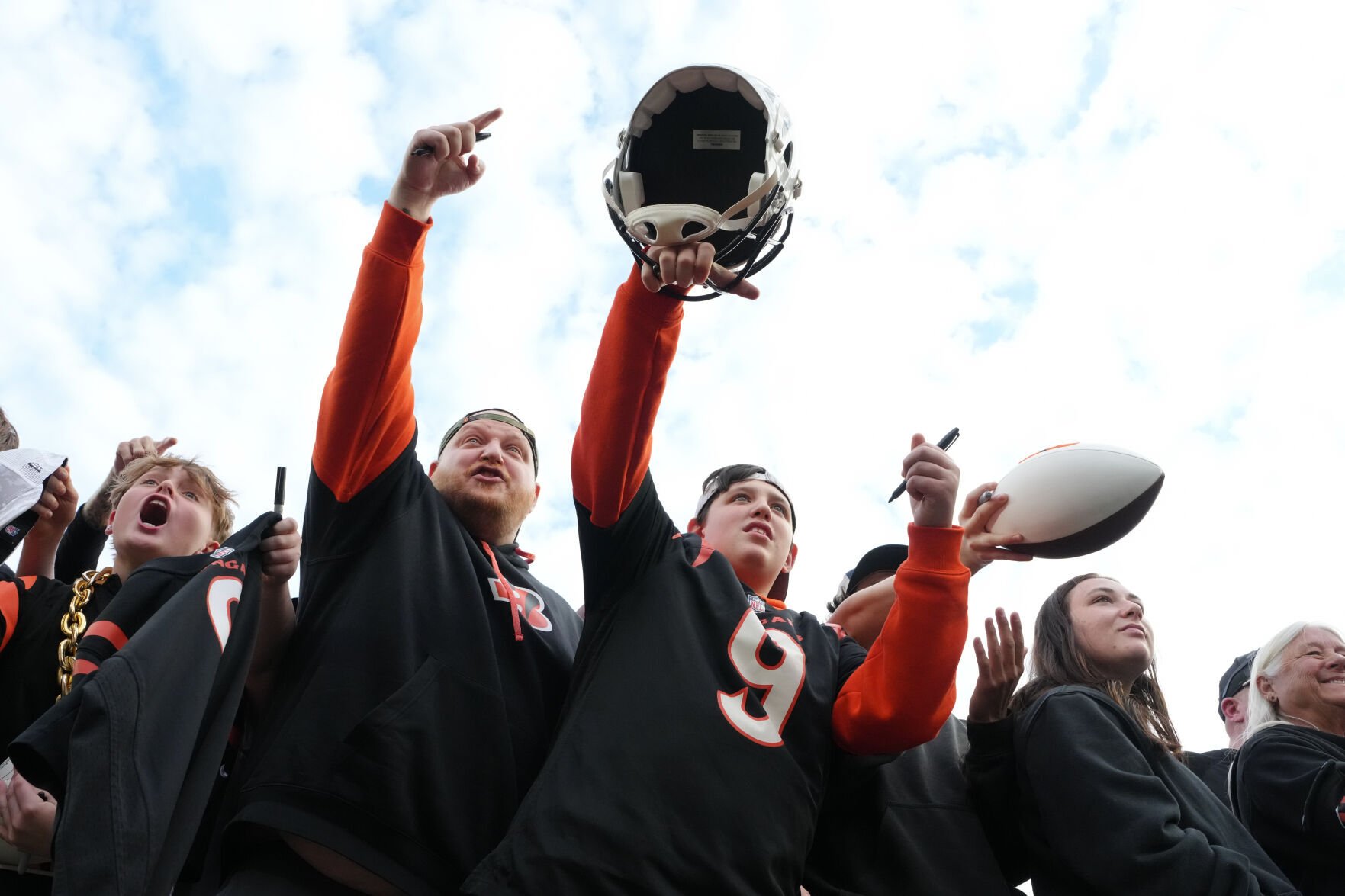 4 join Pro Football Hall of Fame finalists