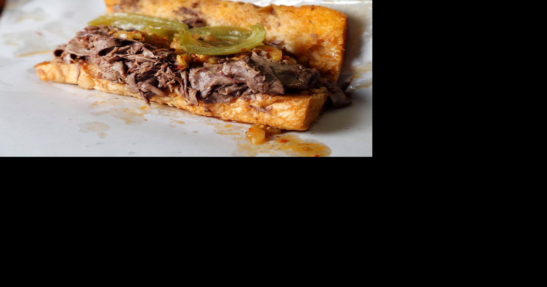 FOOD-DIP-INTO-CHICAGOS-ITALIAN-BEEF-6-TB.jpg