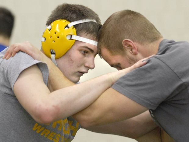 Blind senior Anderson makes his mark with U High wrestlers