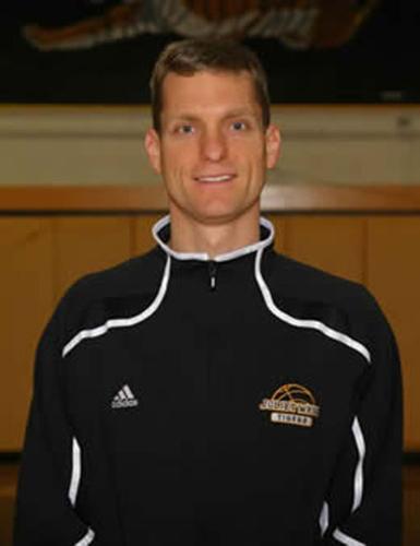 Muller adds Yaklich to ISU staff