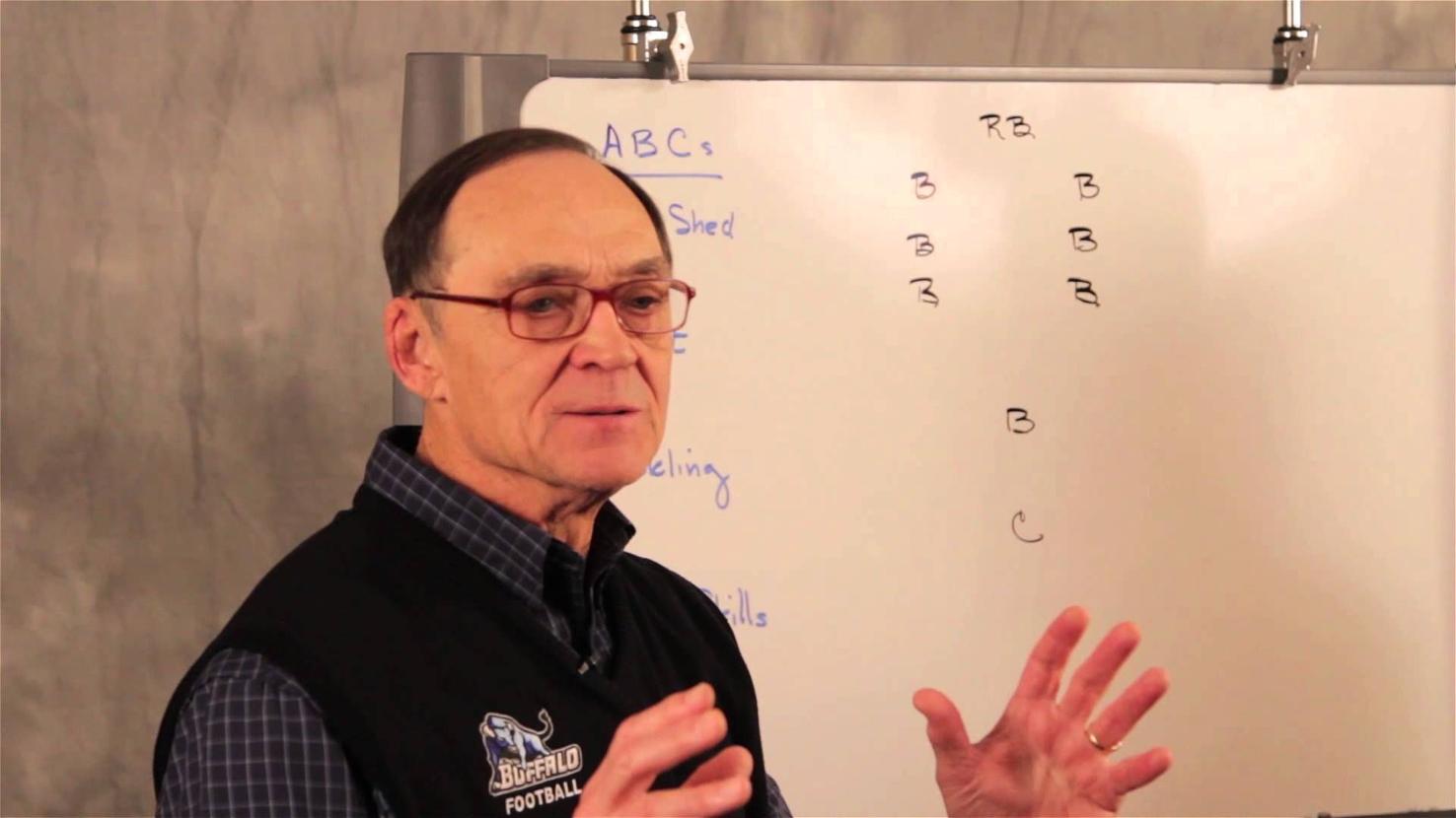 Kindred: Chicago Bears star Khalil Mack, former Illinois coach Lou ...