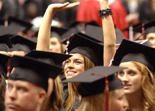 ISU graduation ceremony an early gift for students' moms
