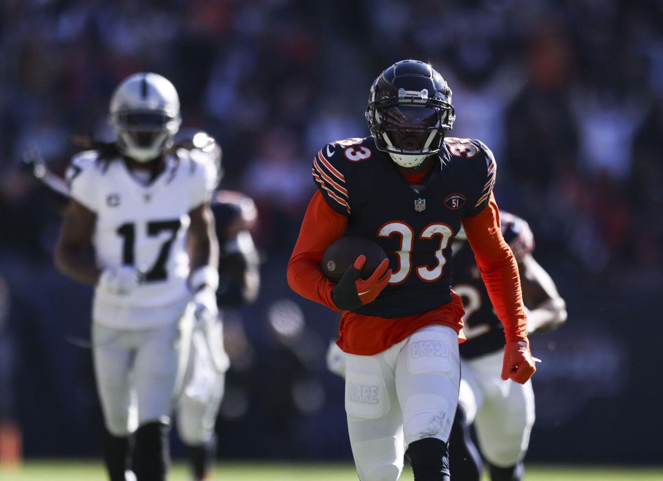 20240104-AMX-SPORTS-CHICAGO-BEARS-JAYLON-JOHNSON-AND-1-TB