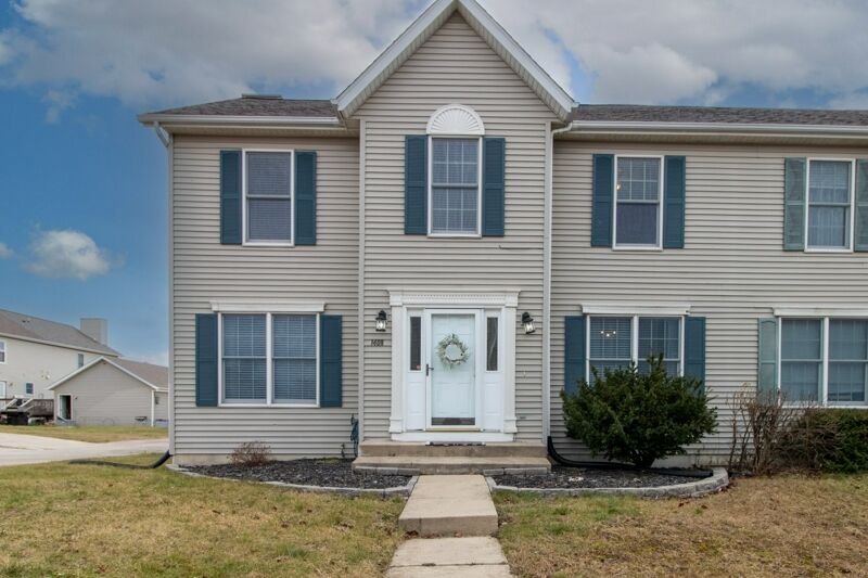 3 Bedroom Home in Normal - $229,900