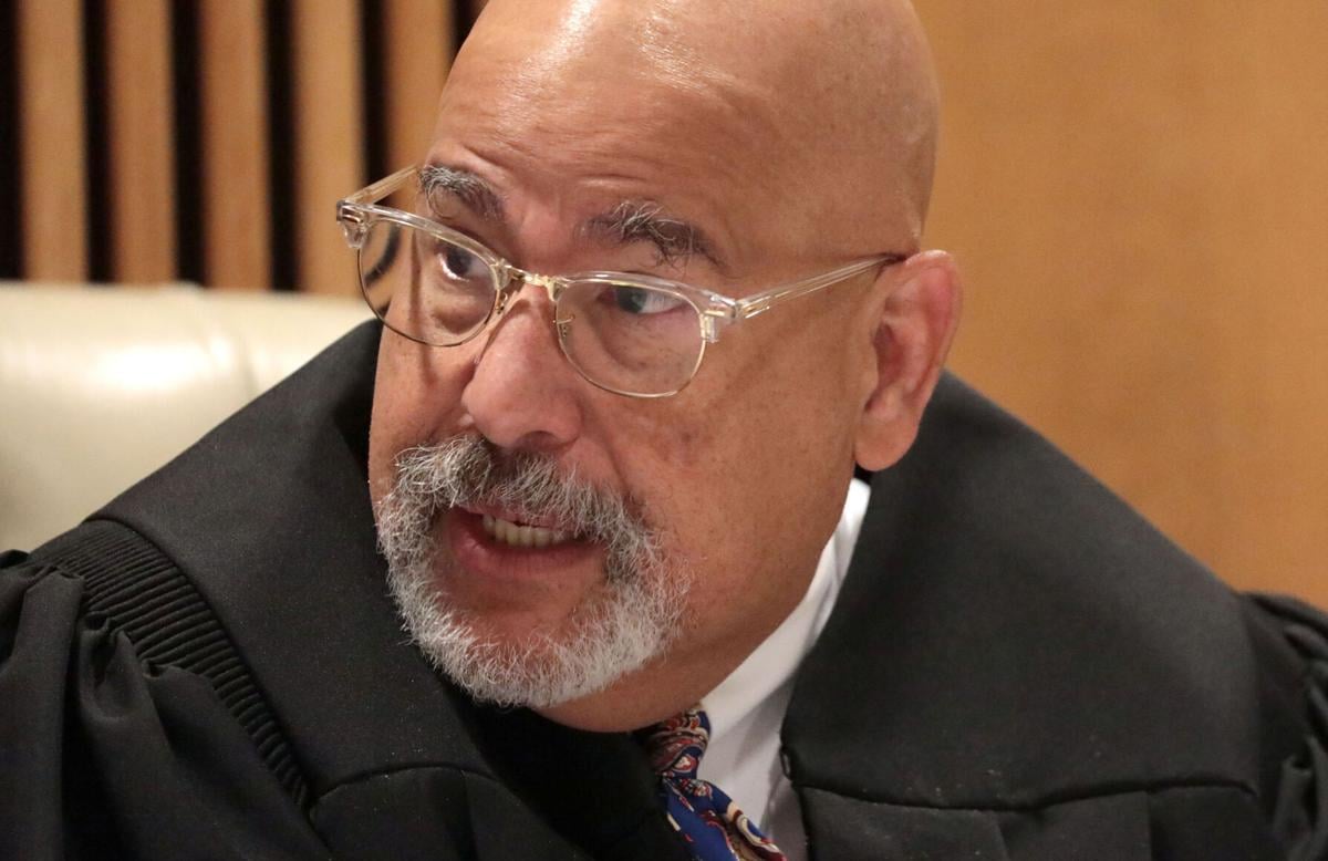 US-NEWS-ILL-JUDGE-REMARKS-TB