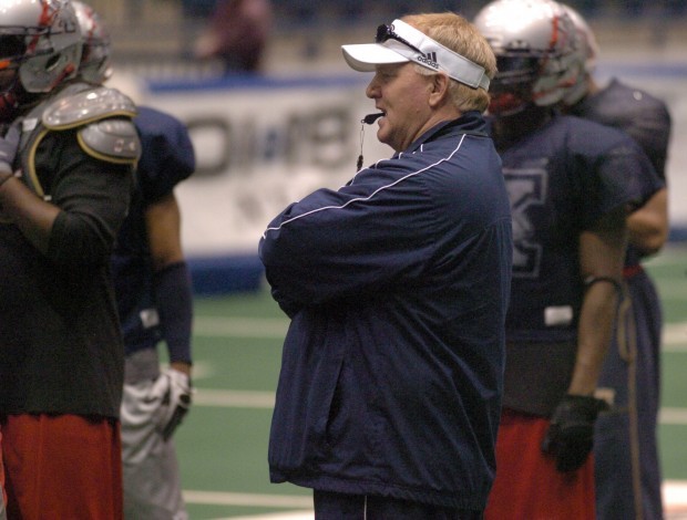 Murray leaves indoor football team for ISU job