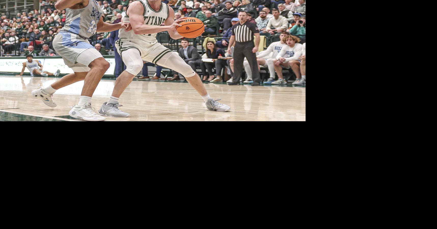 Photos: Elmhurst at Illinois Wesleyan basketball