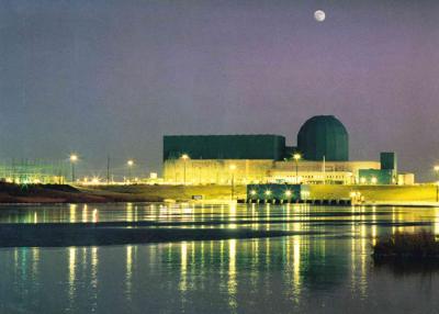 Clinton nuclear plant celebrates 20 more years of operations