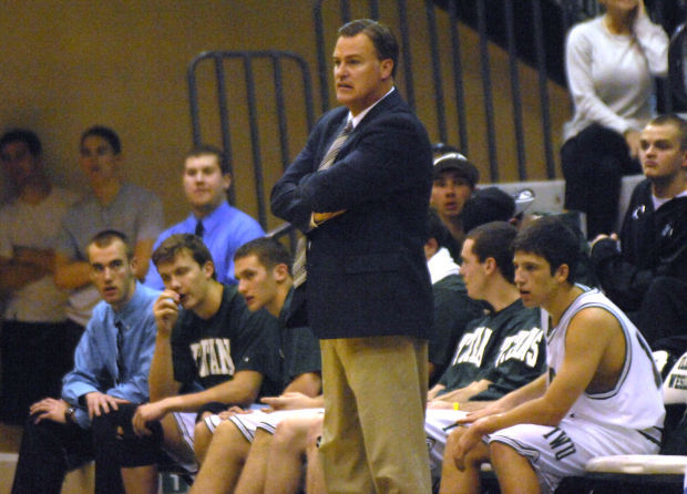 Titans' Rose named CCIW Coach of the Year