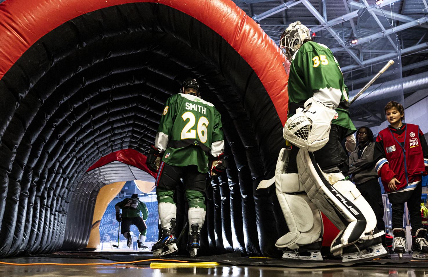 Photos: Bloomington Bison, in 'Elf'-themed jerseys, take on the Fort ...