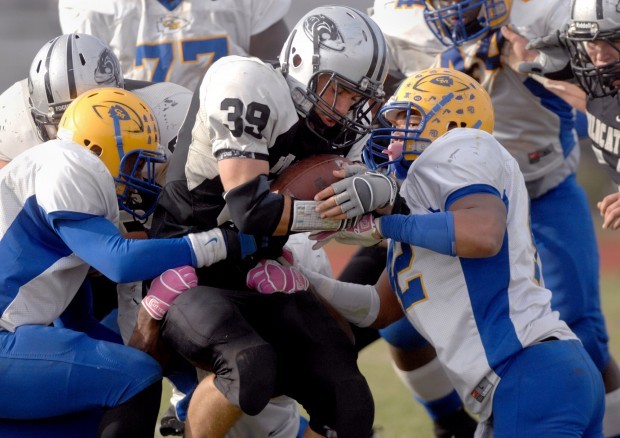 High school football Round 1 playoff scores