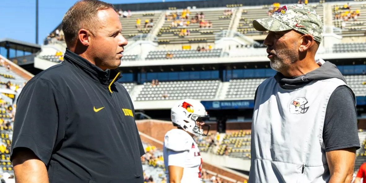 Illinois State offensive coordinator Tony Petersen announces retirement