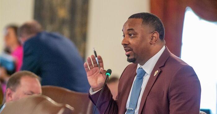 Illinois Senate advances bill to ban food additives linked to health problems