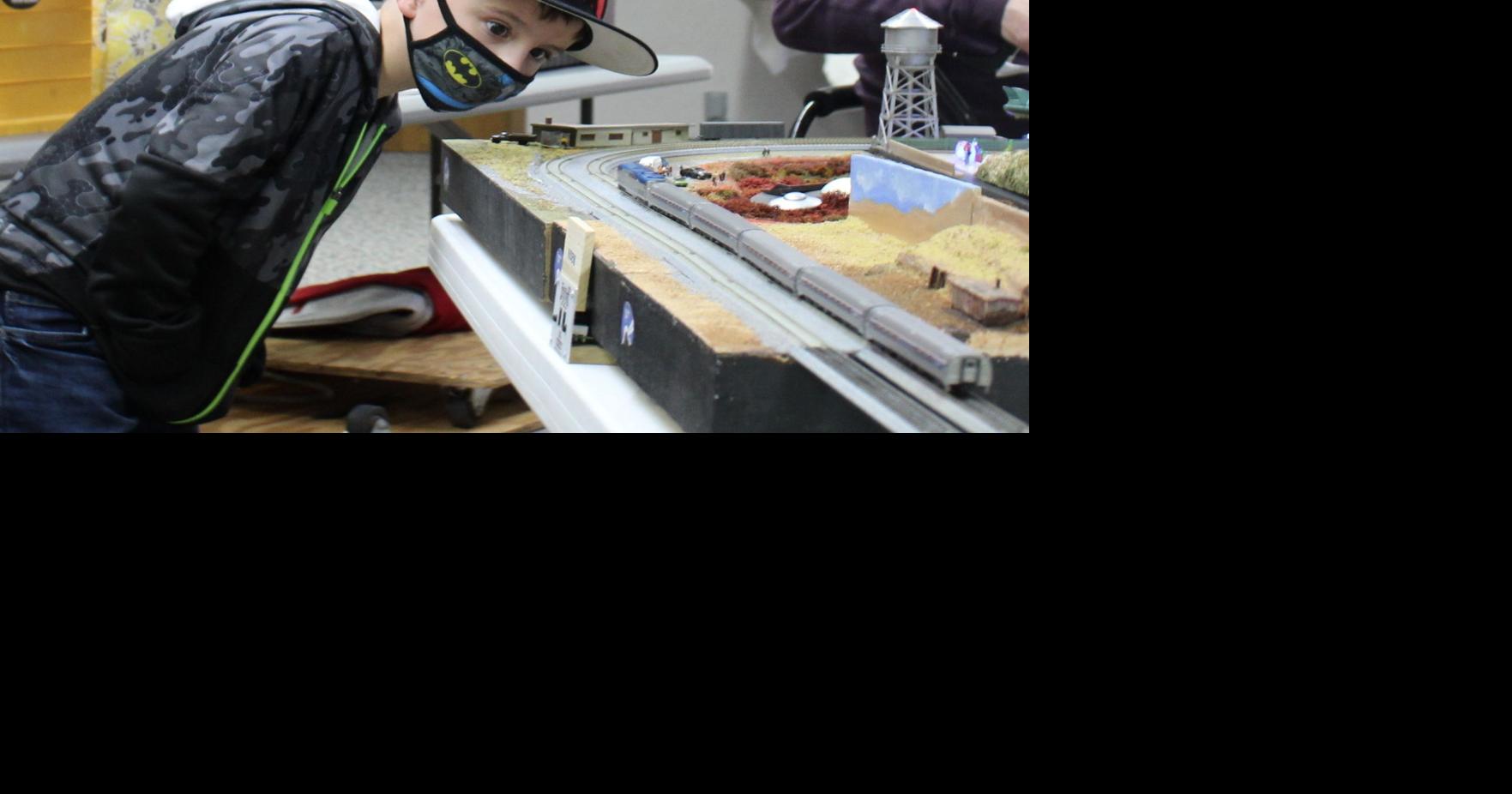 Model trains delight families at Normal Public Library