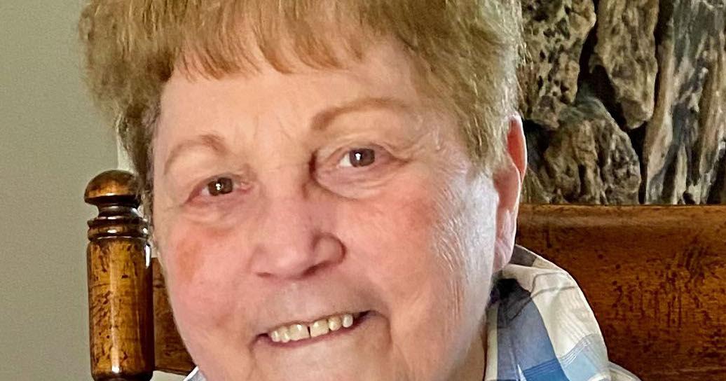 Barbara "Barb" (Kaup) Wahls