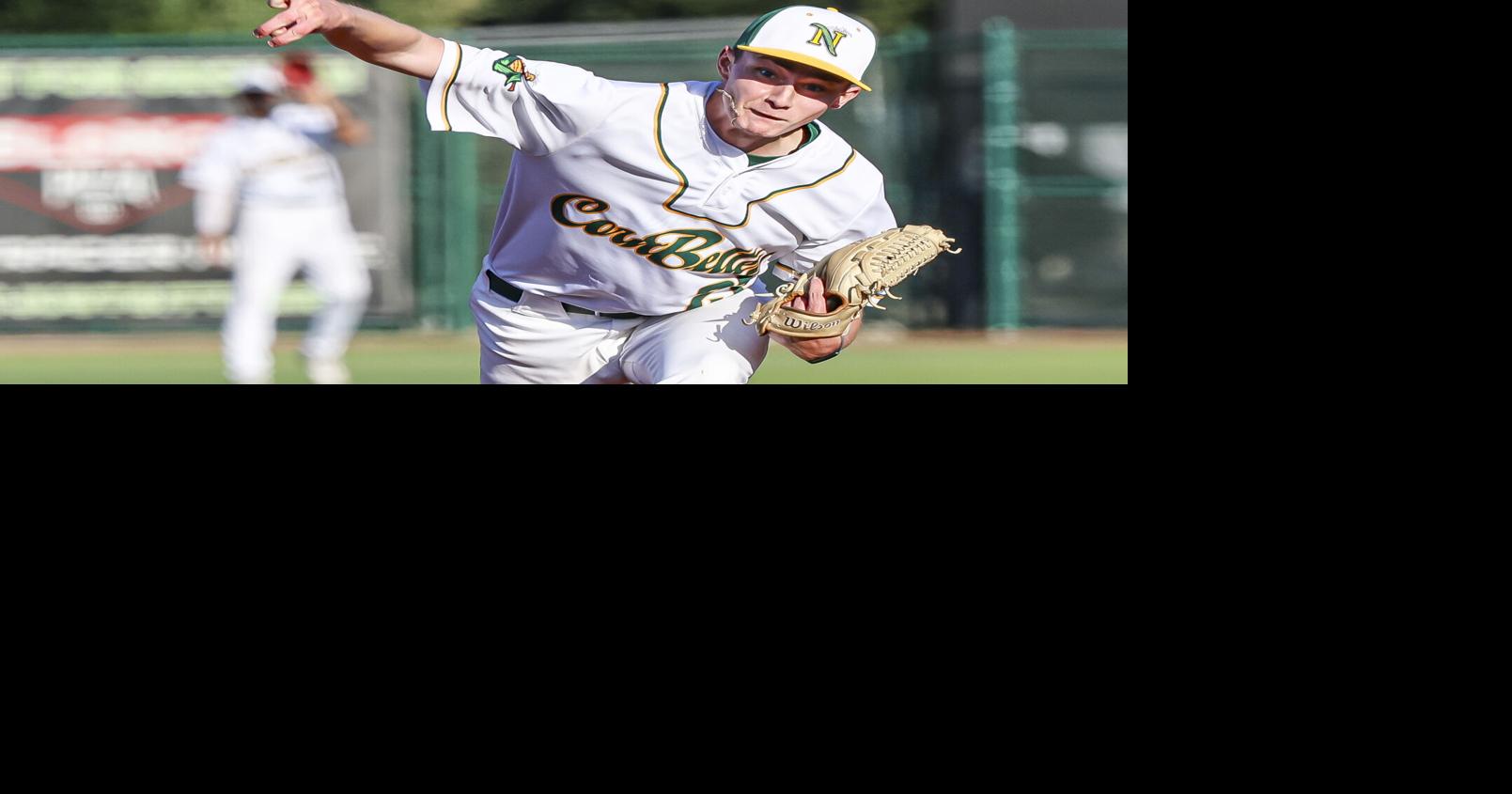 Courson showing off talents on mound for Normal CornBelters