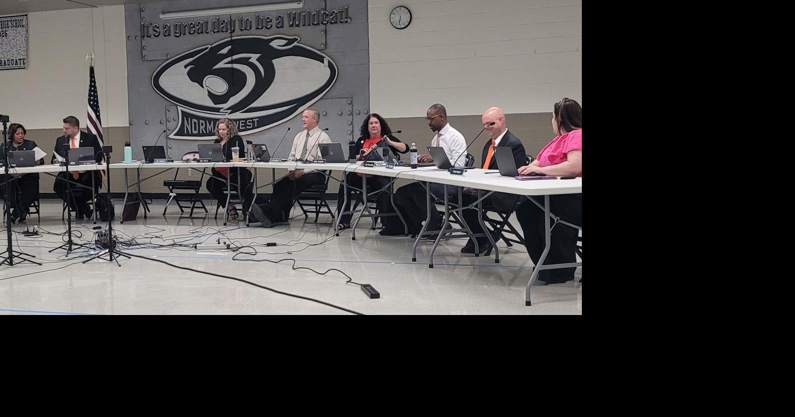 McLean County Unit 5 settles harassment suit for $28K
