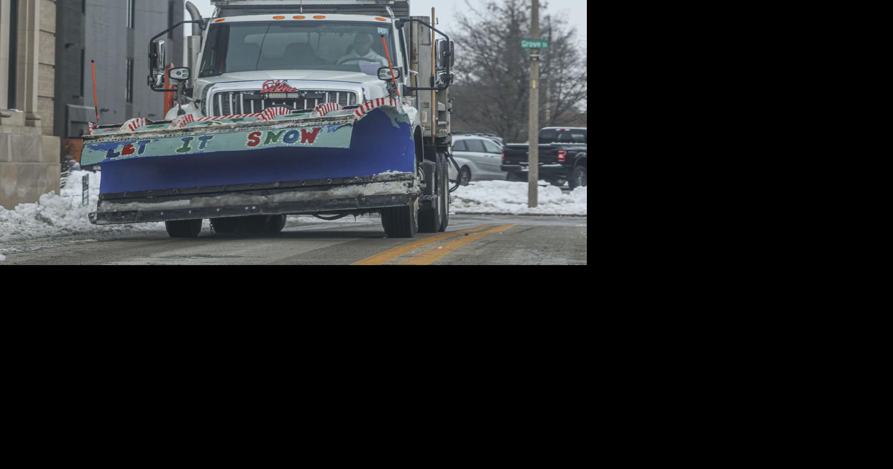 Bloomington-Normal extends parking bans for snowfall